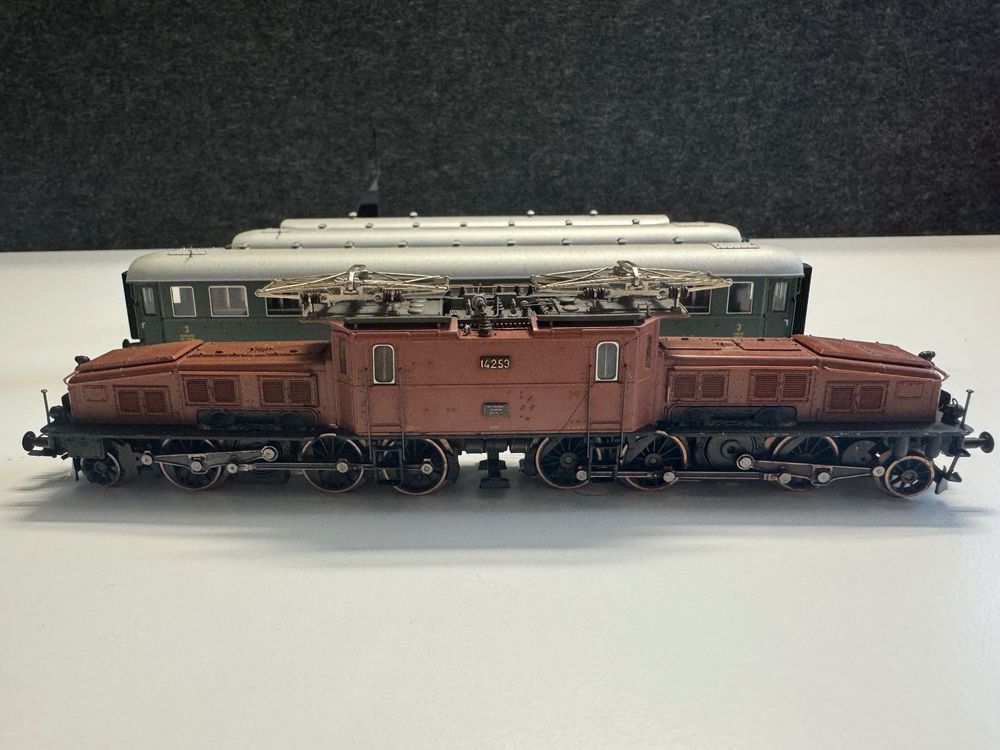 Roco SBB Ce 6/8 Krokodil, Gotthardbahn-Set AC (43982) (Gebraucht) in Baar für CHF 100 – mit ...