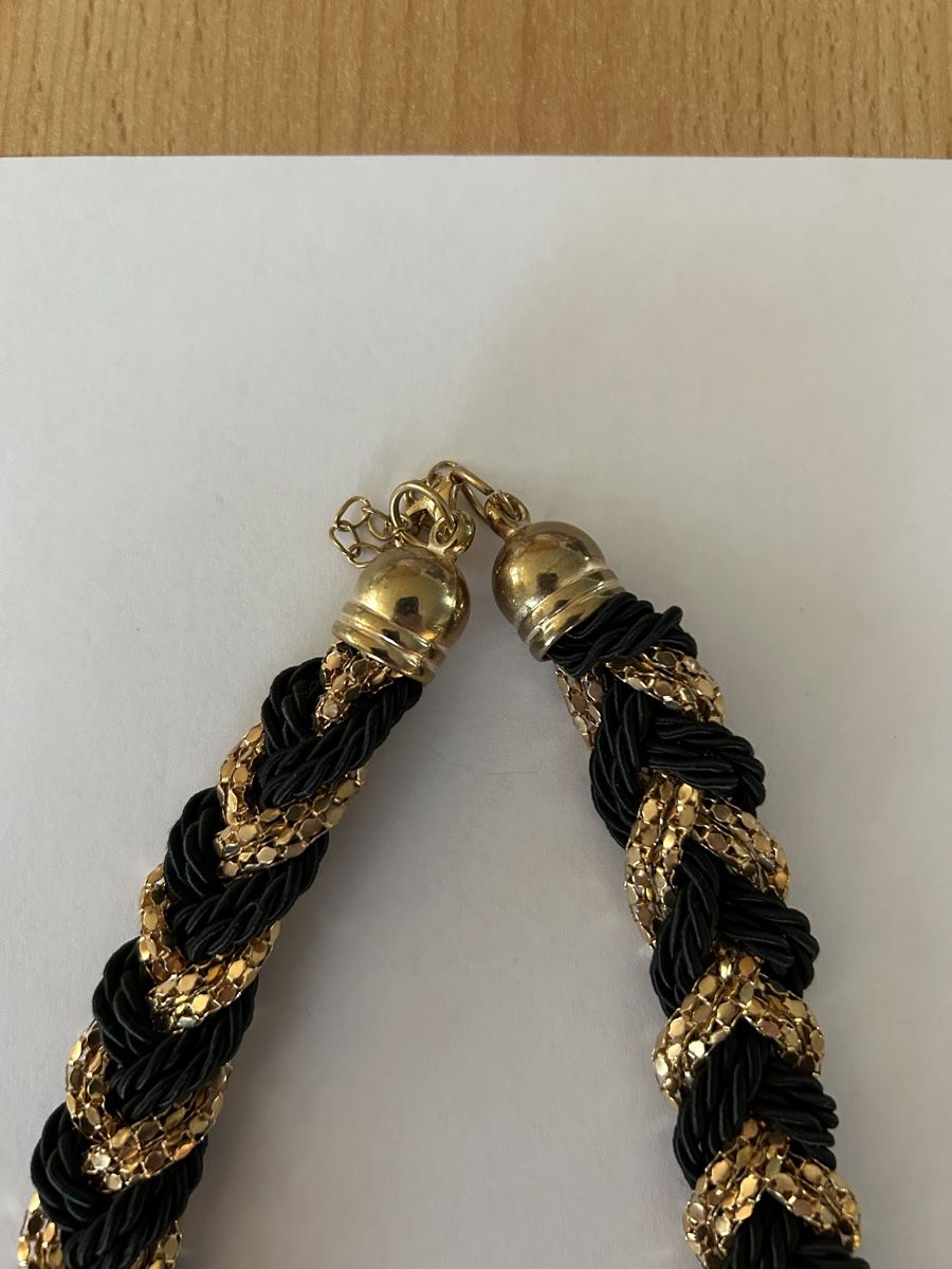 Collier Torsadé fantaisie (Neuf (Voir description)) à Vuisternens ...