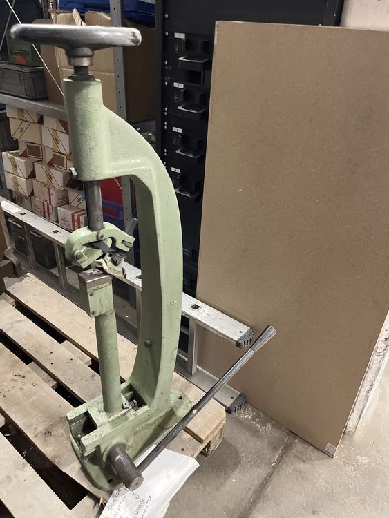 Schuhsolen Presse (Gebraucht) in Unterterzen für CHF 50 – nur Abholung auf Ricardo kaufen