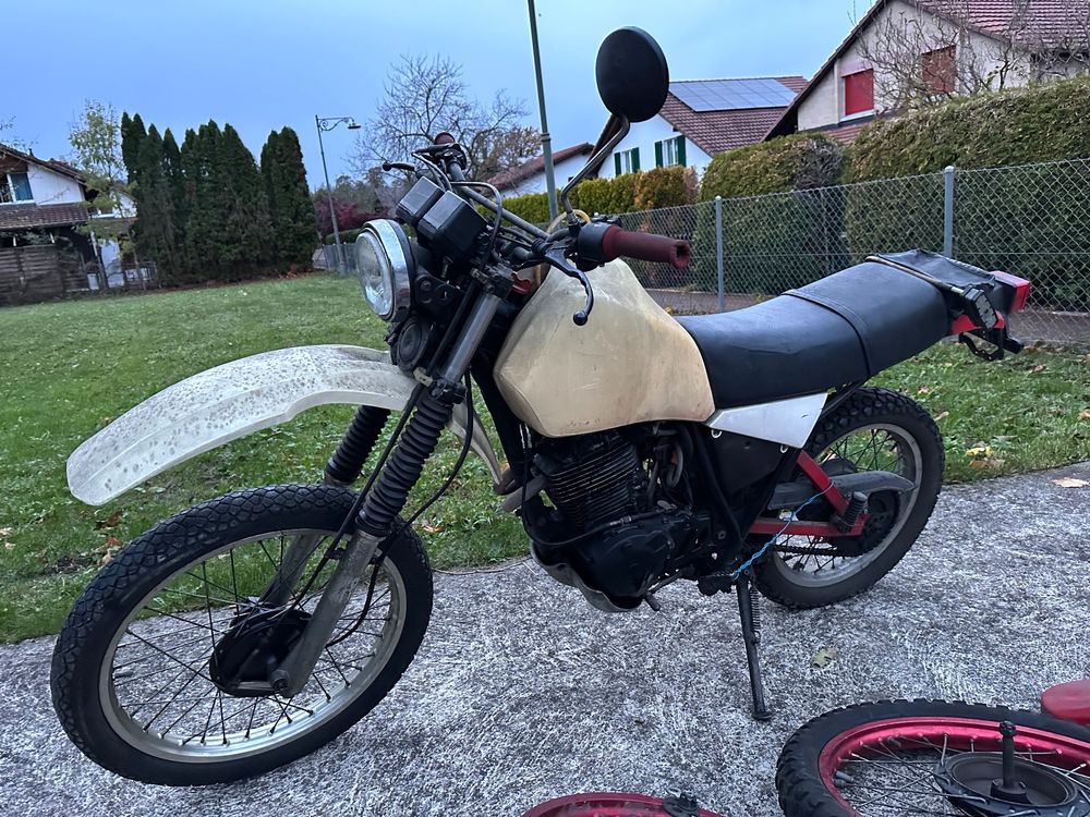 Yamaha enduro XT 550 / Typ 5Y3 / 1983 / + pièces * Teile (Gebraucht) in ...