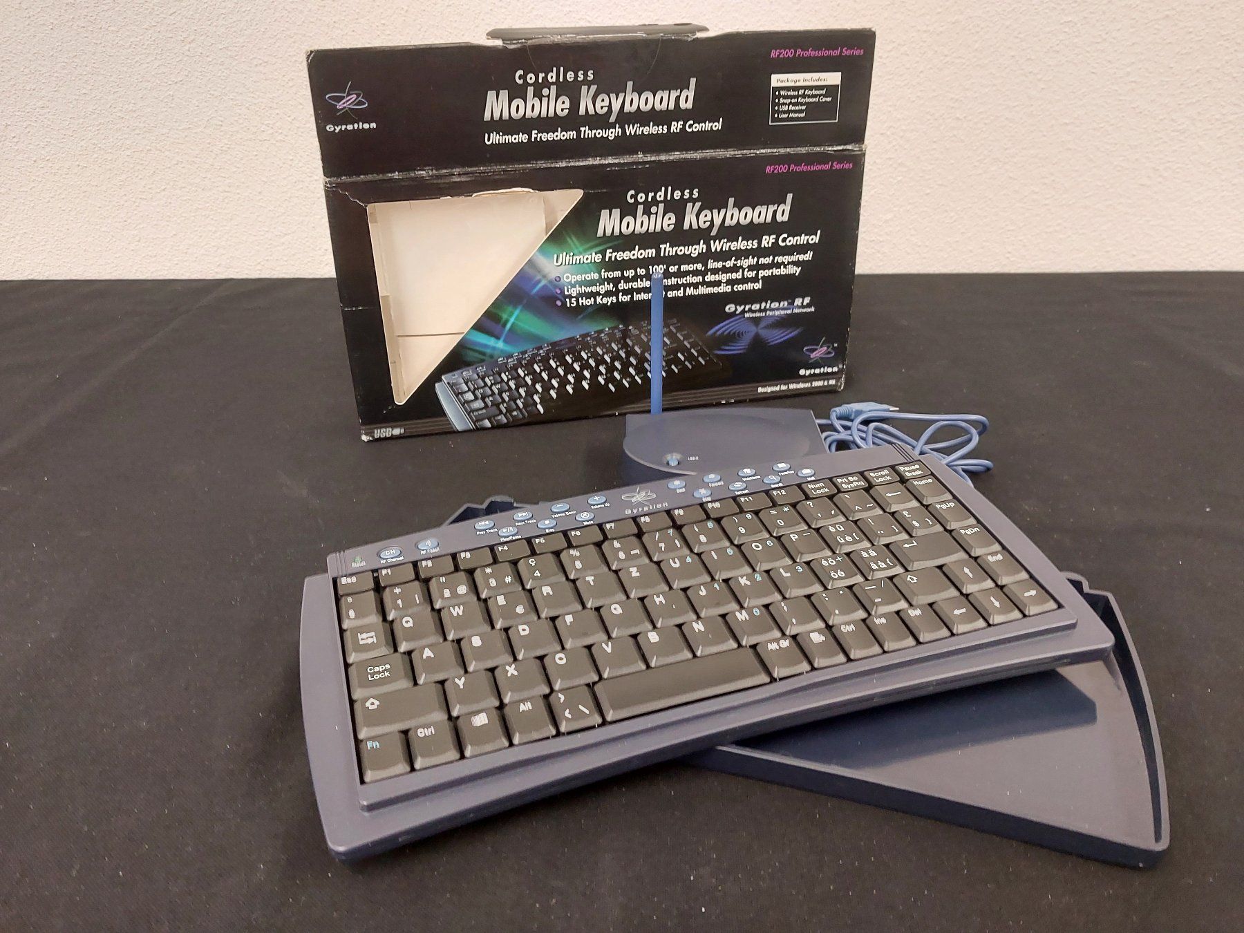 Gyration® Ultra Compact RF Wireless Keyboard & Mouse Suite (Neu und ...