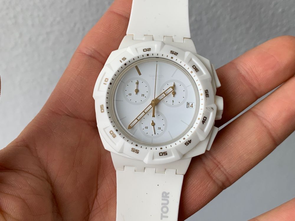 SWATCH Volleyball 43mm fonctionne (Gebraucht) in Biel/Bienne für CHF 18 ...