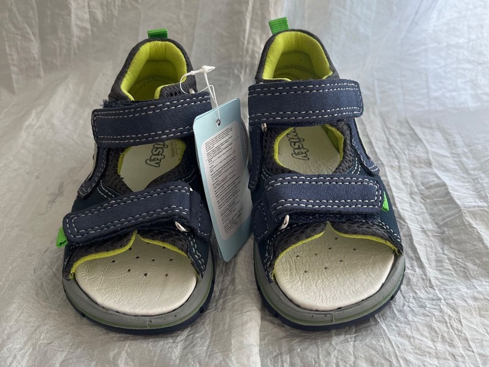 twisty Sandale Gr.18 (Neu und originalverpackt) in Oberegg für CHF 1 – mit Lieferung auf Ricardo ...