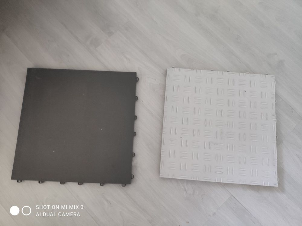 Florco Kunststoffliese (Gebraucht) in Bremgarten AG für CHF 101 – nur ...