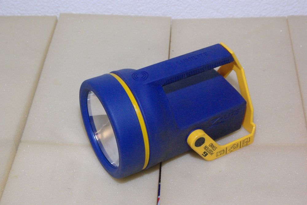 LUMILITE Handscheinwerfer Z-Lite, blau (Neu (gemäss Beschreibung)) in ...