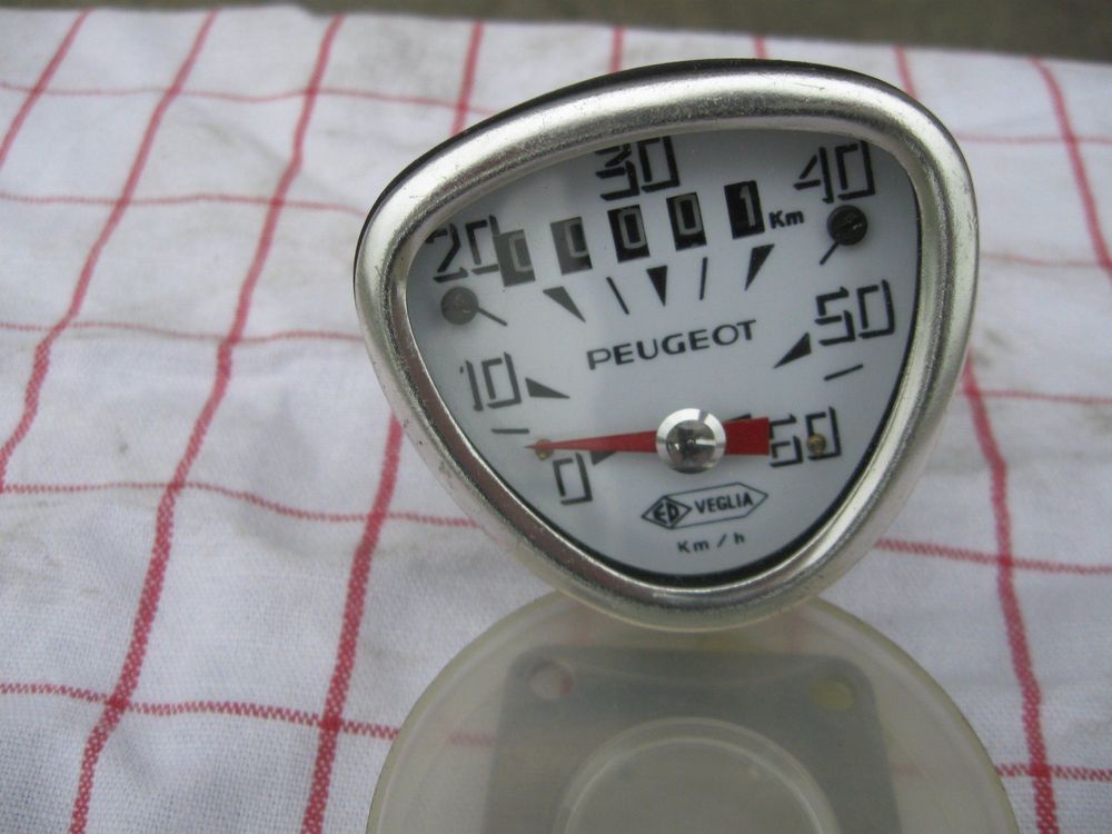 Mofa / Tacho (Neu (gemäss Beschreibung)) in Hellbühl für CHF 16 – mit ...