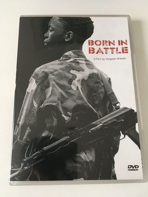 Born In Battle - CH Film (Yangzom Brauen) - DVD | Kaufen auf Ricardo