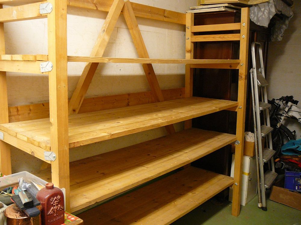 Keller Gestell 190cm l 185cm h 63cm t massiv Holz (Gebraucht) in Horgen ...