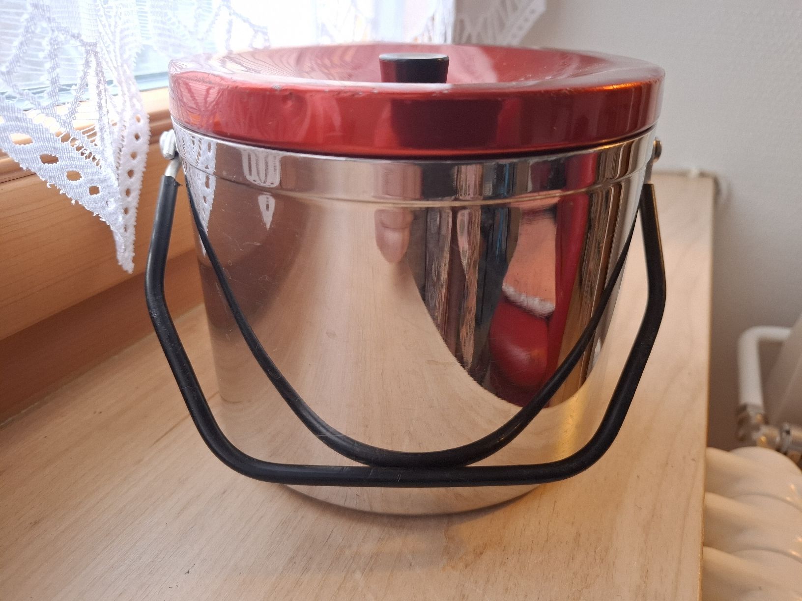 Pot à lait / années 70 / 16.5 x 14cm (D'occasion) à Crémines pour CHF ...