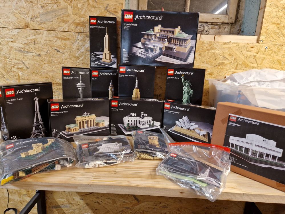 Mega Lego Architecture Konvolut (Gebraucht) in Balsthal für CHF 1010 ...