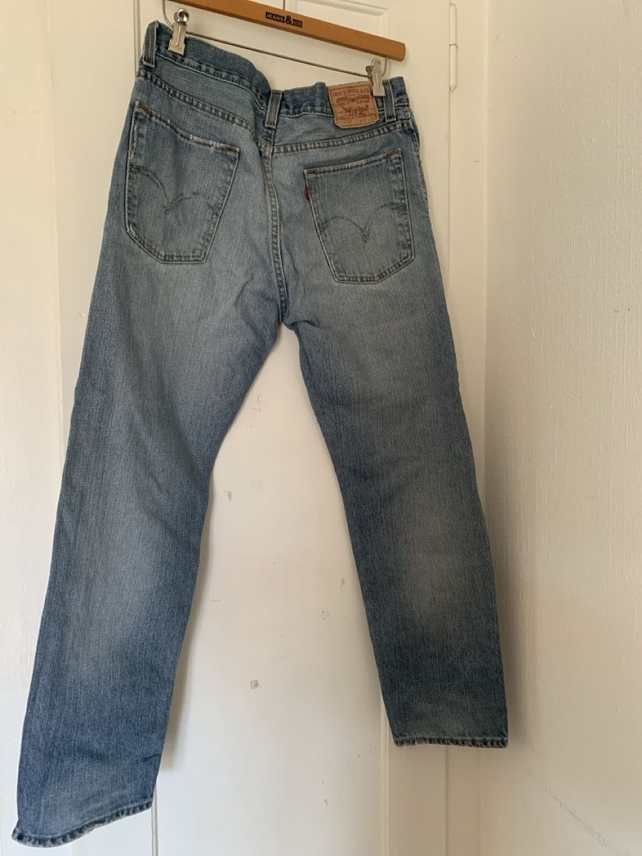 LEVI’S 520 Jeans (Size 33/30) (Gebraucht) in Lausanne für CHF 1 – mit ...