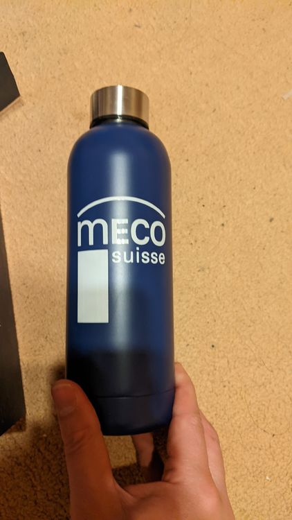 Thermos Suisse bleu marine, 500ml - Neuf en boîte! (Neuf avec emballage ...