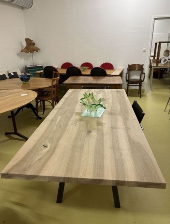 prächtiger Holztisch, Esstisch, in massivem Nussbaum (Gebraucht) in Wohlen AG für CHF 2190 – nur ...