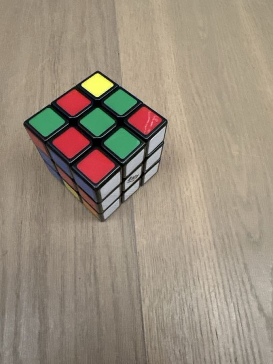 Rubik's Cube - Der Klassiker „für Knobelspass im Winter! (Gebraucht) in ...