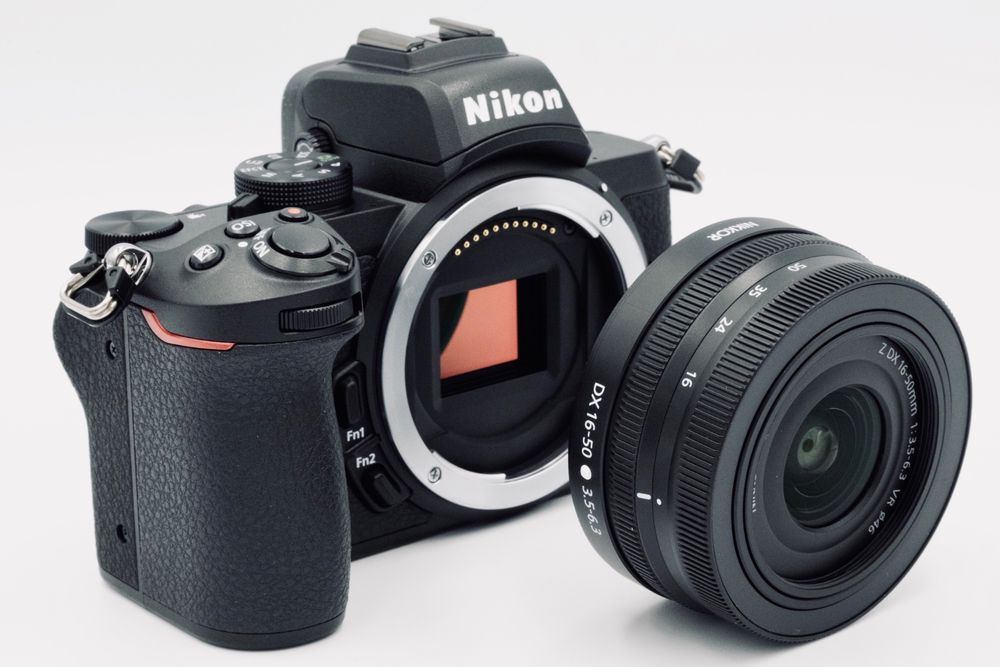 NIKON-Kit Z50 + 16–50 + 50–250 VR-Kit (20,9 MP, APS-C / DX) (Neu ...