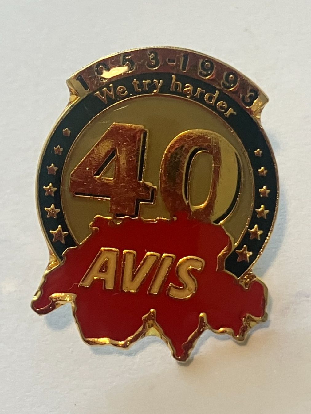 1 Pin AVIS 40 Jahre We try harder (Gebraucht) in Basel für CHF 1 – mit ...