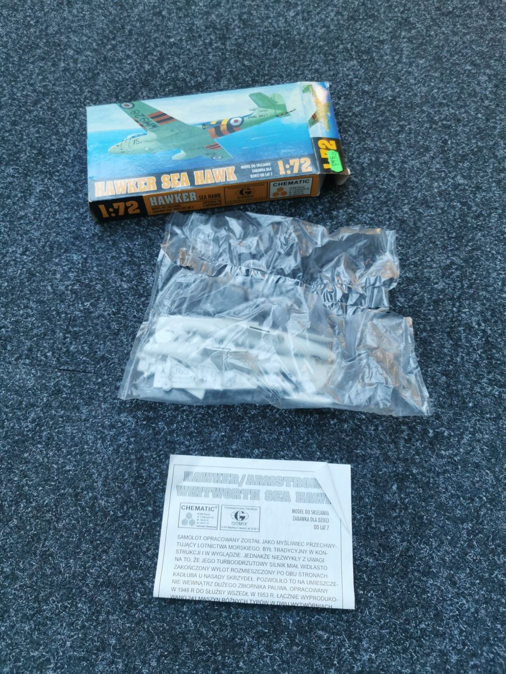 3 Bausätze Hobby Boss Hawker F-84 1:72 (Gebraucht) in Neuenkirch für ...