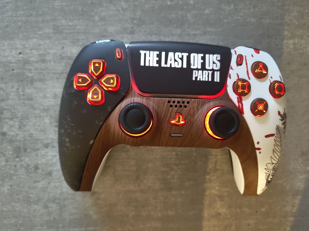 The Last of Us Part II PS5 Custom Controller (Neu (gemäss Beschreibung ...
