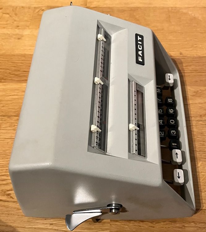 Ancienne machine à calculer Facit bloquée | Kaufen auf Ricardo