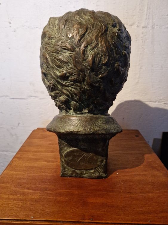 Bronze Kopf (Gebraucht) in Titterten für CHF 500 – nur Abholung auf Ricardo kaufen