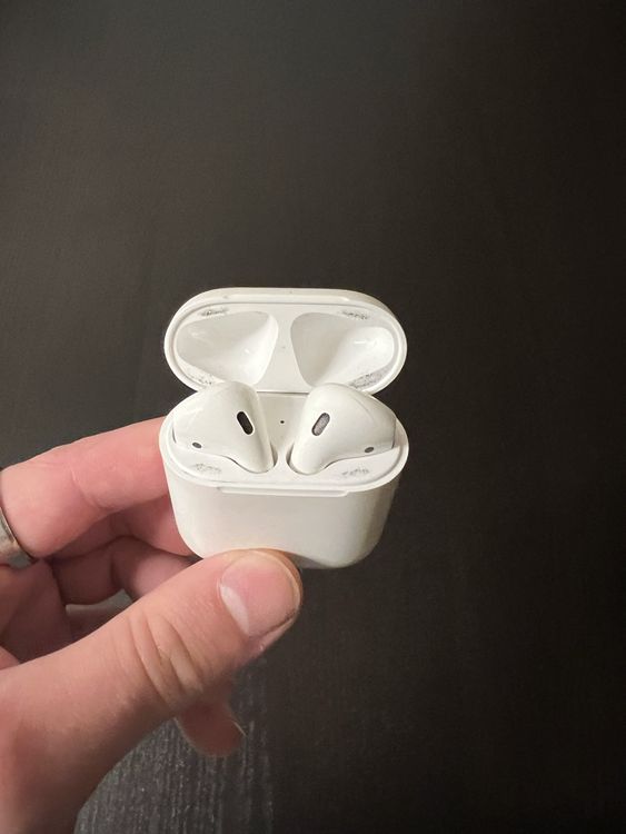 Apple Airpods 1.Gen | Kaufen auf Ricardo