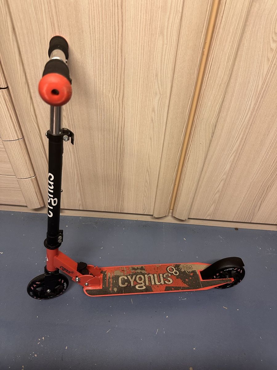 Cygnus Kinderroller, Top Zustand, ideales Sommer-Spielzeug! (Gebraucht ...