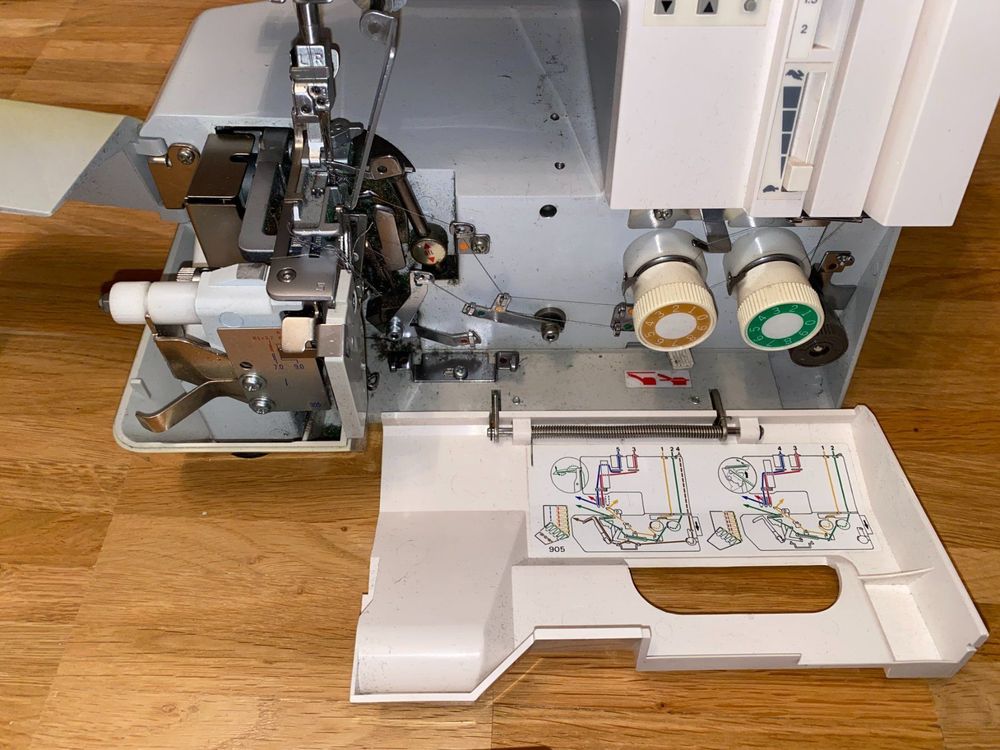 Nähmaschine Elna Lock - PRO 5 DC (Gebraucht) in Rotkreuz für CHF 48 ...