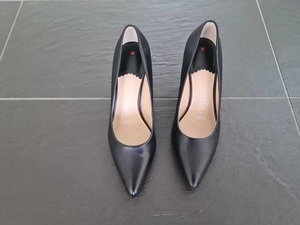 Lazzarini Pumps Gr. 39 (Gebraucht) in Trimstein für CHF 20 – mit ...