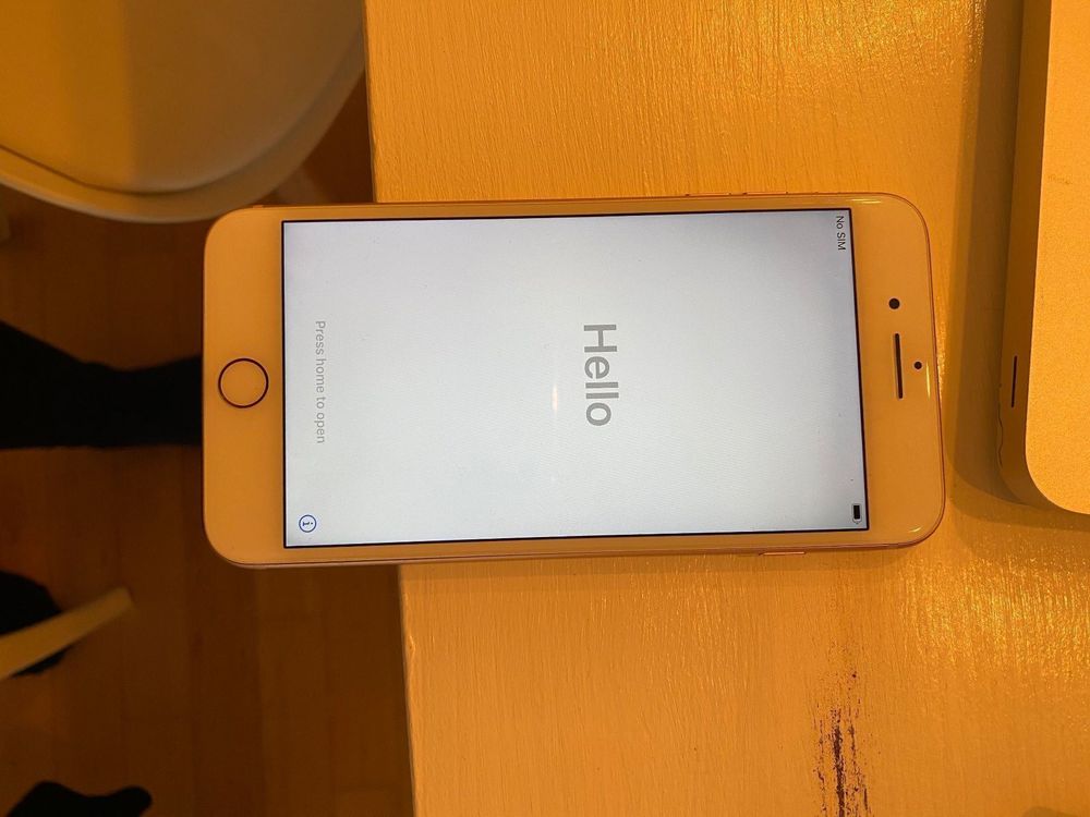 Iphone 8 plus rosa (Gebraucht) in Thun für CHF 300 – mit Lieferung auf ...