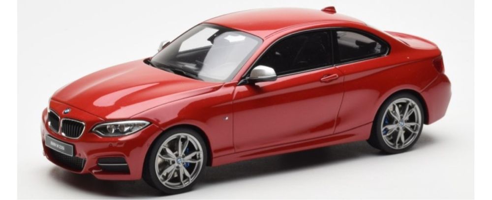 BMW M235I rot GT SPIRIT 1/18 limitiert Top Zustand (Gebraucht) in ...