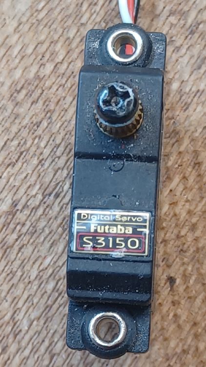 Futaba Servo S3150 Servo | Kaufen auf Ricardo