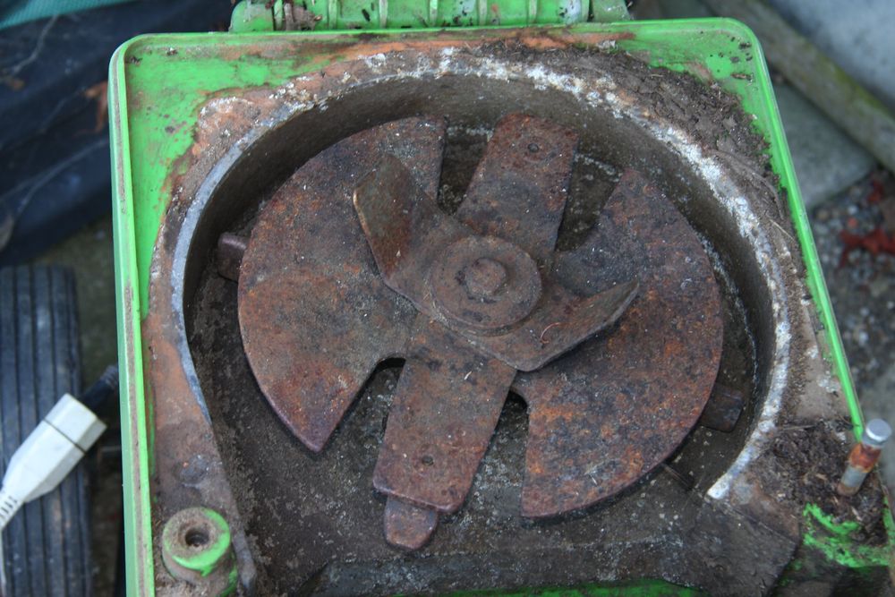 Häcksler Viking GE 345 (Gebraucht) in Kriens für CHF 20 – nur Abholung ...