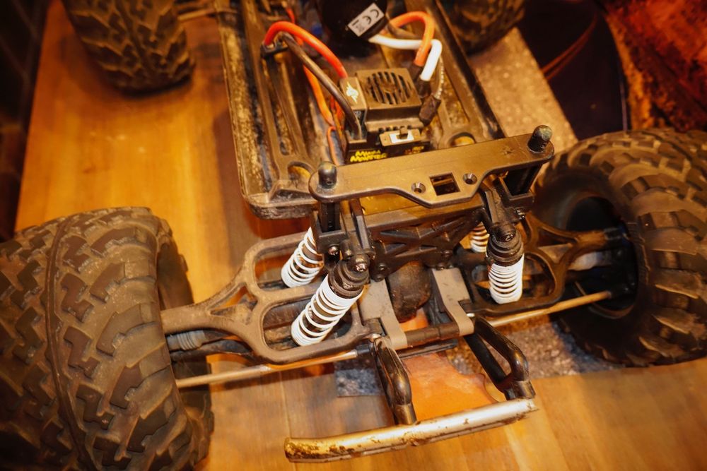 Traxxas E-Maxx 4x4 Brushless 1/8 Dodge RAM (Gebraucht) in Engelburg für ...