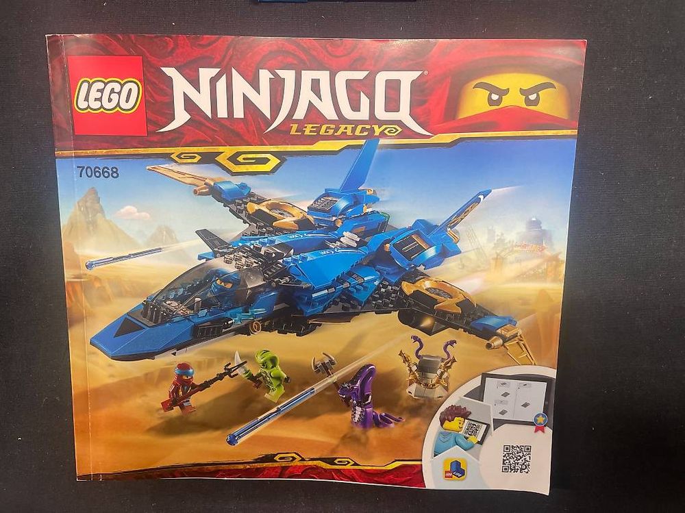 LEGO Ninjago Legacy - Jays Donner-Jet 70668 (Gebraucht) in Willerzell ...
