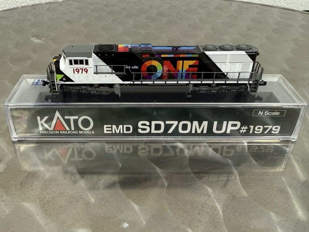 Kato EMD SD70M UP N Scale - Seltenes Sammlerstück! DIGITAL (Neu (gemäss ...