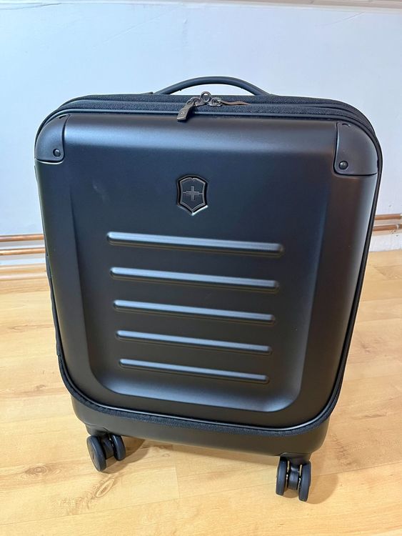 Victorinox Spectra 2.0 55 cm 20" Dual-Access Global Carry-On | Kaufen ...