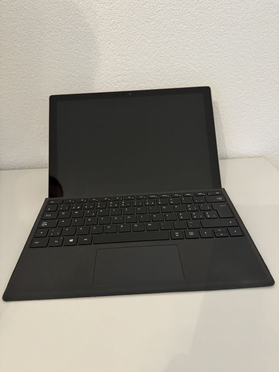 Microsoft Surface Pro 5.Generation mit Windows 10 (Neu (gemäss Beschreibung)) in Dagmersellen ...