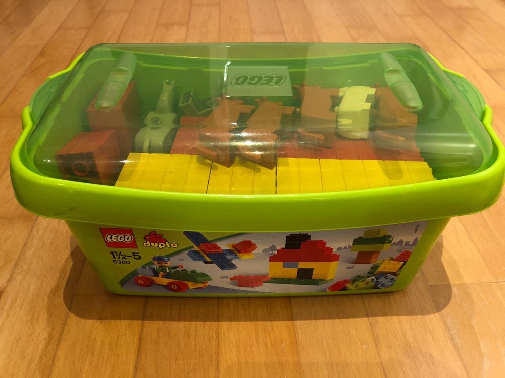 Box Lego Duplo Steine (Gebraucht) in Ziefen für CHF 17 – mit Lieferung ...