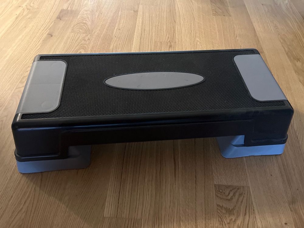 Hard Plastic Stepper (Neu (gemäss Beschreibung)) in Oberrieden für CHF ...