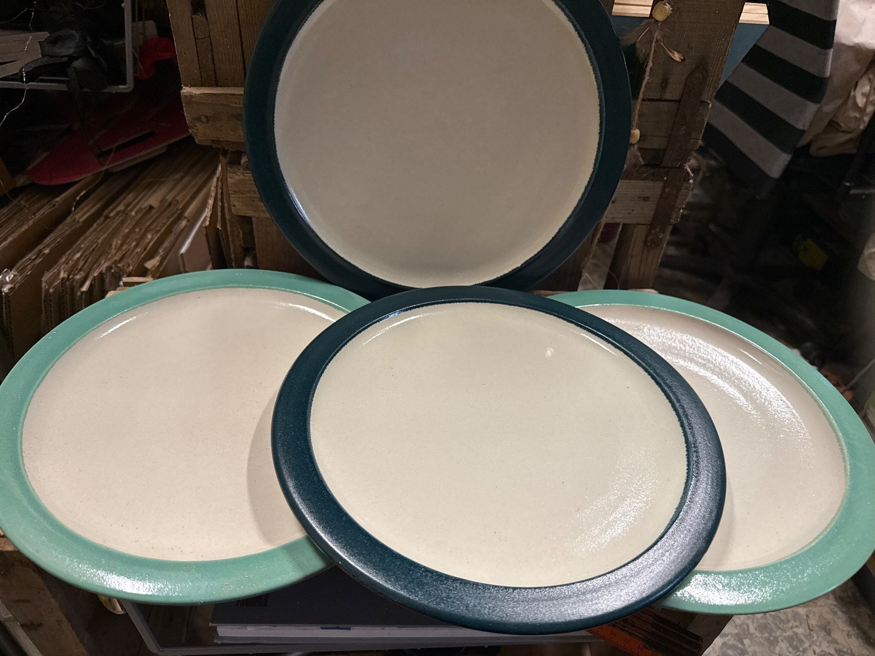 4 Stoneware Platz-/ Servier Teller, Ø 30.5 cm HANDARBEIT (Gebraucht) in ...