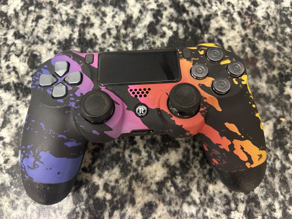 PS4 Wireless Scuf Controller (Gebraucht) in Bäretswil für CHF 5 – mit ...