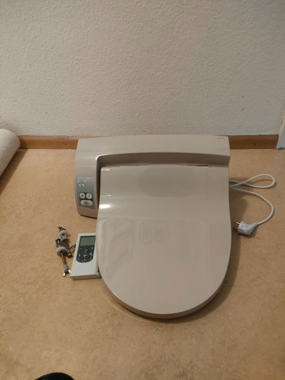 Geberit aquaclean 5000 plus Dusch wc taharet closomat (Defekt) in BASEL ...
