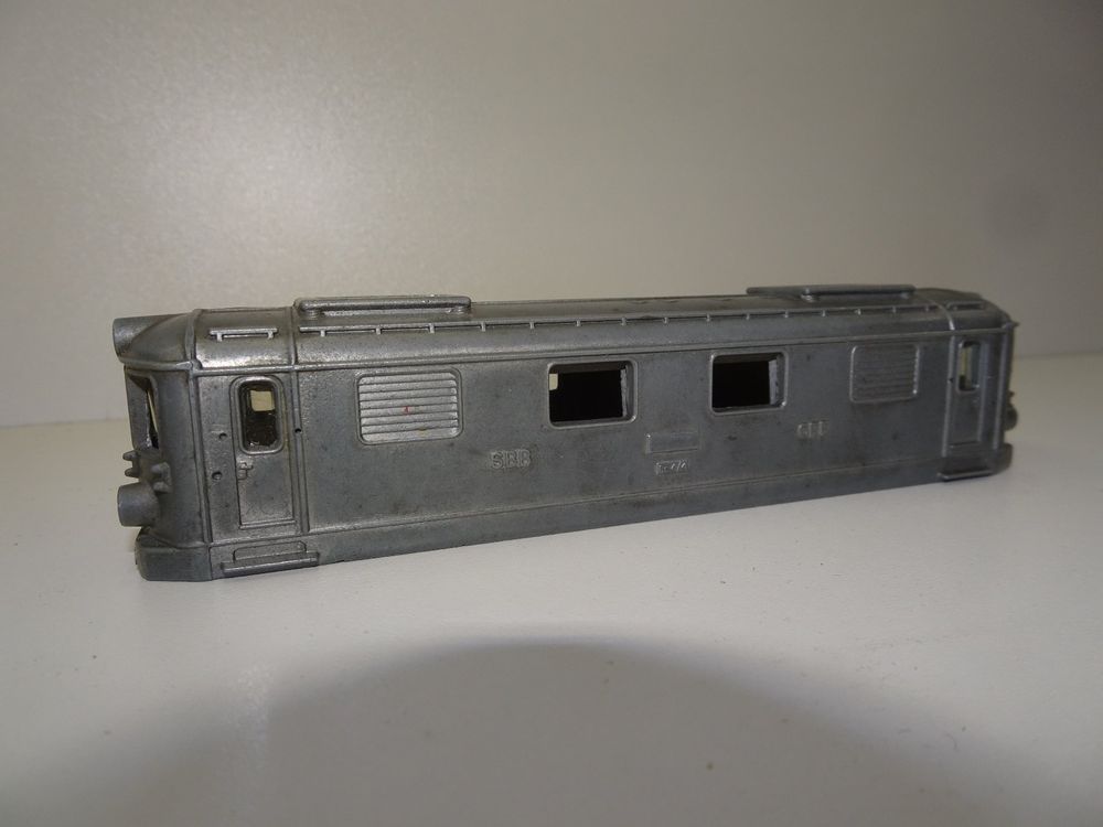 INCA Guss Lokomotivgehäuse Rohling SBB Re 4/4 HO | Kaufen auf Ricardo