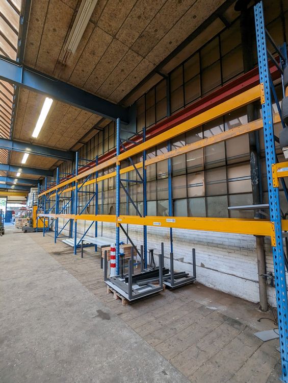 Palettenregal - 2 Felder - je 4 Traversen pro Feld | Acheter sur Ricardo