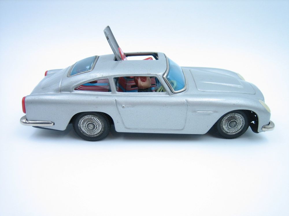 James Bond 007 Aston Martin DB 5 aus Blech ASC Japan (Gebraucht) in ...