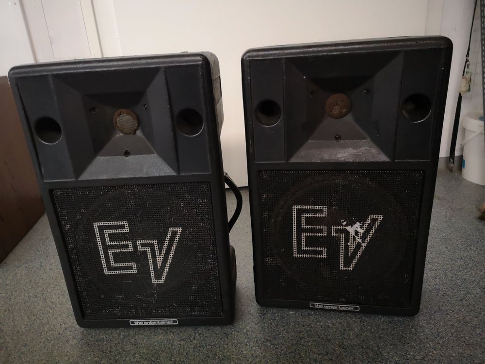 1 Paar Lautsprecher Electrovoice EV S-100 (Gebraucht) in Ibach für CHF 49 – nur Abholung auf ...