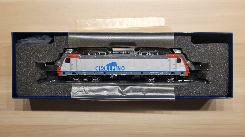Roco 7500031 SBB CFF FFS / Cisalpino Re 484 H0, DC analog (Neu und originalverpackt) in ...
