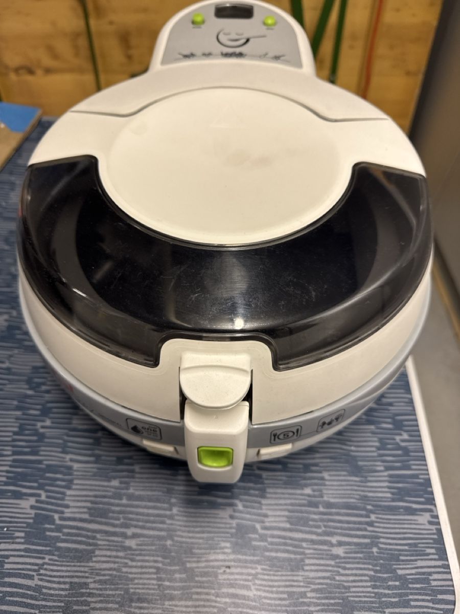 Tefal Actifry Original Heissluftfritteuse - Wenig benutzt! (Gebraucht ...