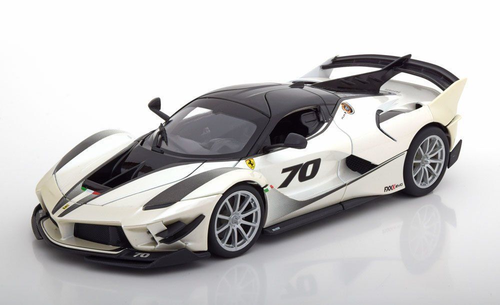 Ferrari FXX-K Evo #70 2018 1/18 NEU ltd (Neu und originalverpackt) in ...