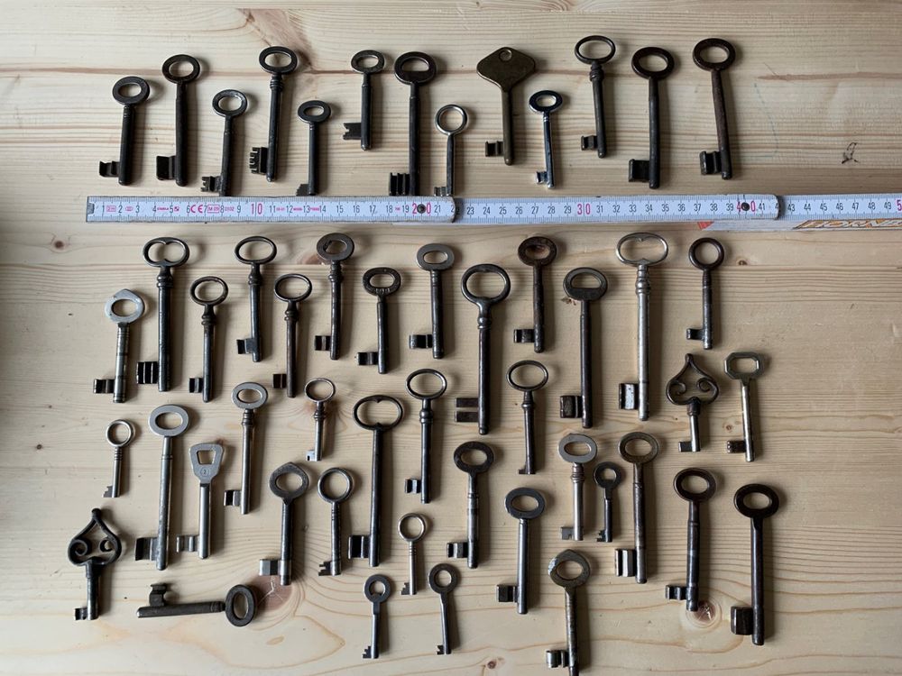 Konvolut 51 alte Schlüssel Bartschlüssel Schlüsselsammlung | Kaufen auf Ricardo